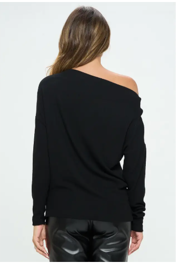 The Michelle Black Off The Shoulder Cozy Top – Cason Couture